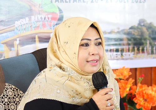 Erna Rasyid Taufan: Tidak Perlu Jadi yang Terbaik | Buka Baca ID Erna Rasyid Taufan: Tidak Perlu Jadi yang Terbaik | Buka Baca ID